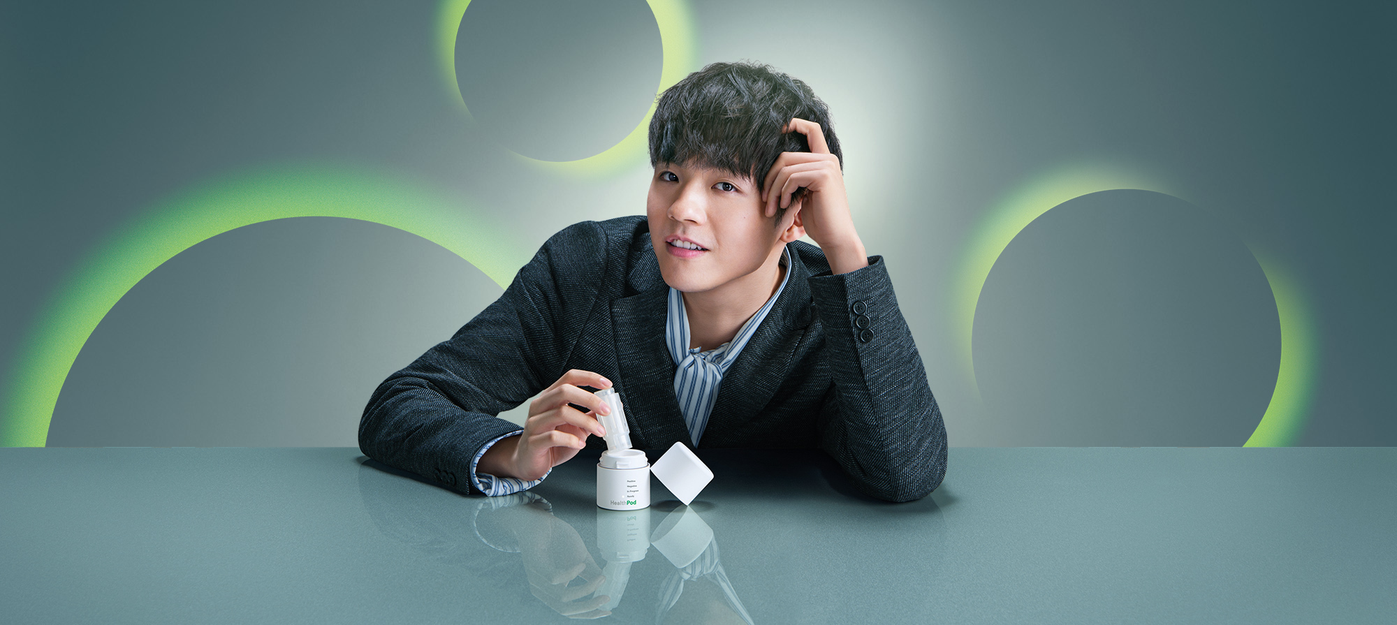 Ian Chan @MIRROR Says Hello