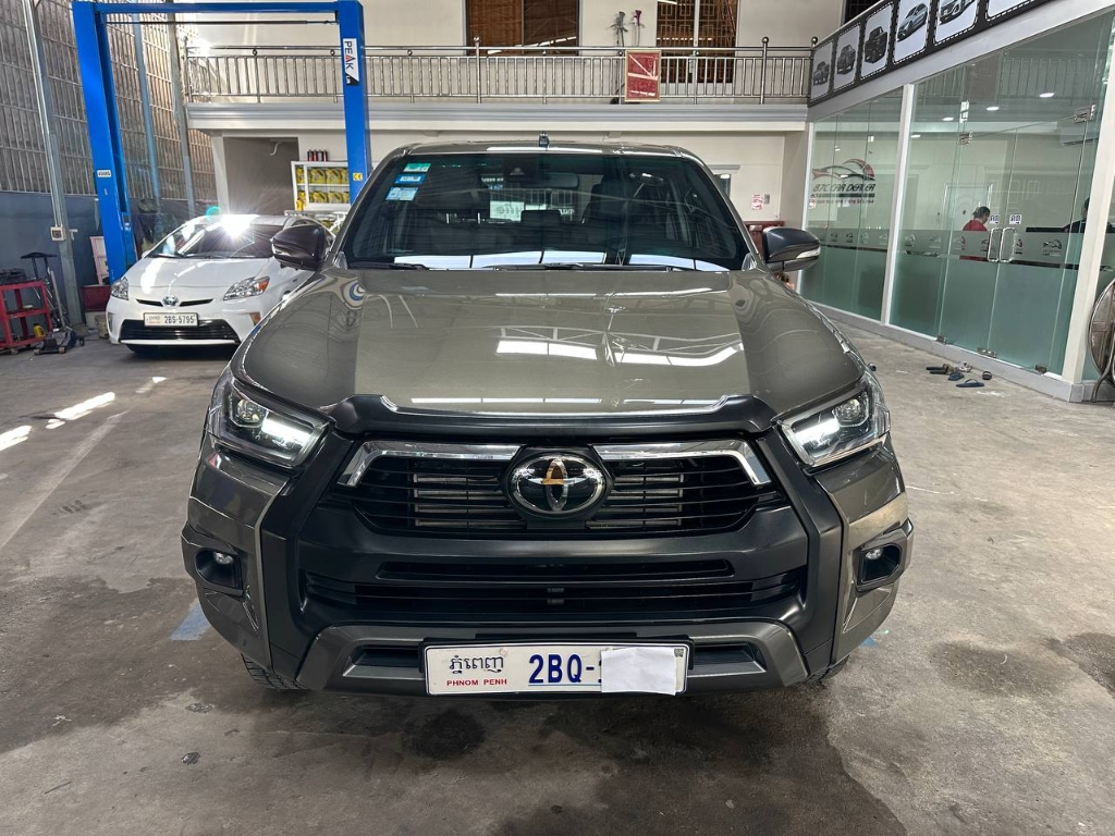 Buy Used 2021 Toyota Hilux Revo Rally