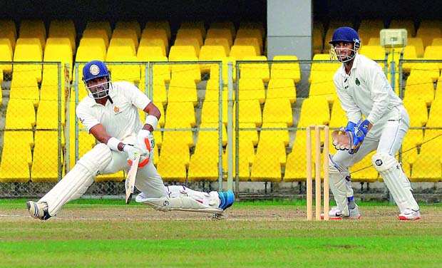 Ranji trophy: Goa clinch first innings lead against Hyderabad