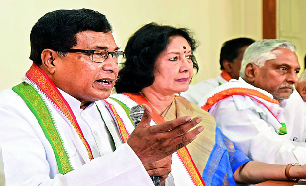 CLP demands Jana Reddy to be dynamic to take on K Chandrasekhar Rao