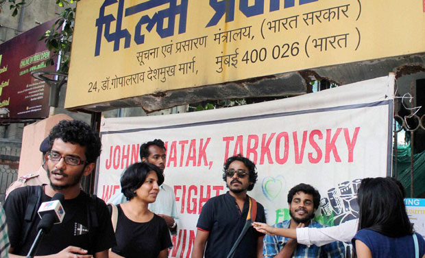 FTII students end their strike after 139 days