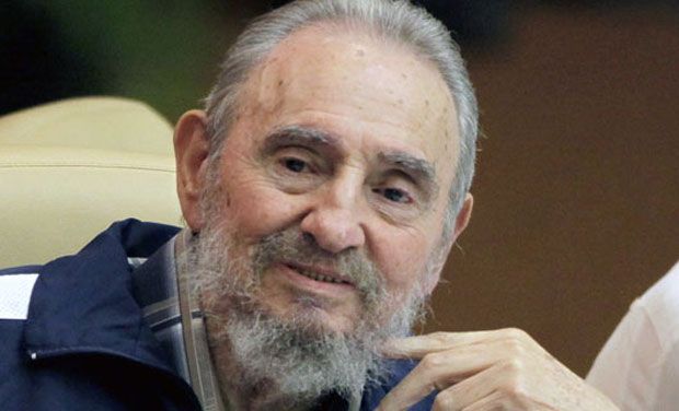 Former Cuban leader Fidel Castro makes first public appearance in 14 months
