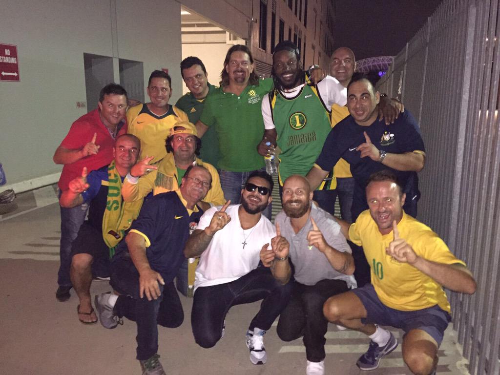 Lady police officer catches party-loving Chris Gayle?