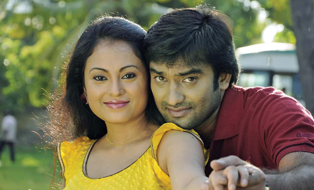 Meenakshi says yes to lip-lock, Rafi refuses