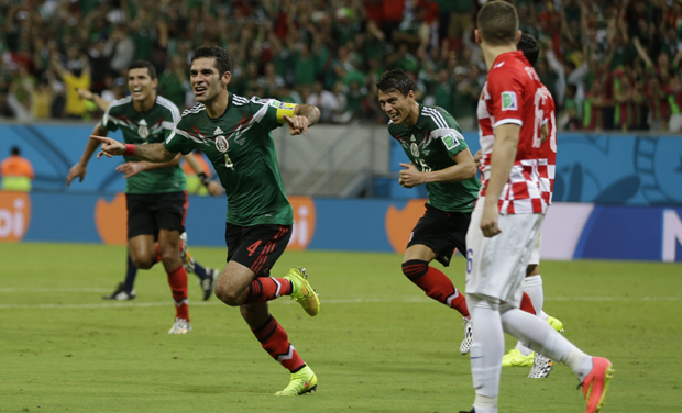 FIFA World Cup 2014: Mexico down Croatia 3 - 1 to set up Dutch date