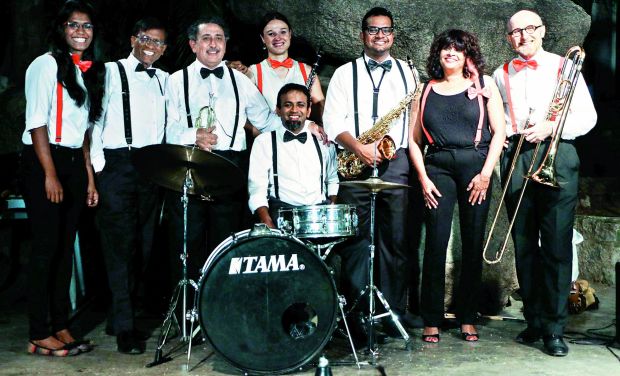 A jazz route to the city