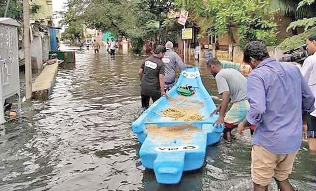 Velachery areas resemble sewer as water recedes