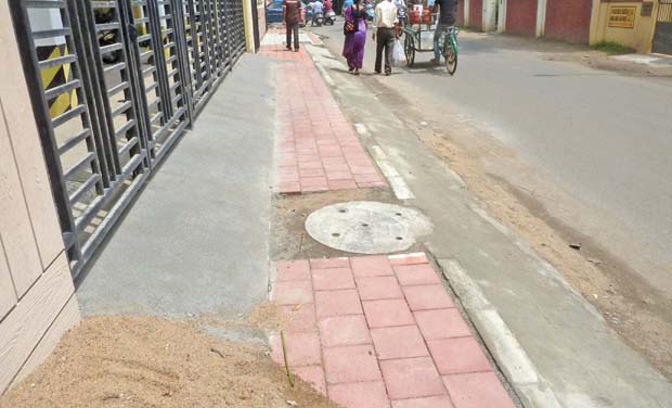Model footpath, but same old problem