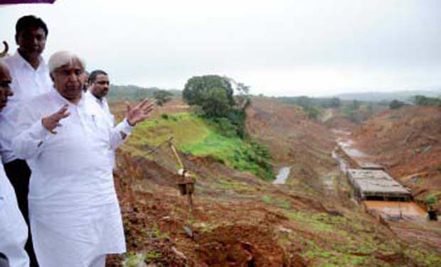 Security beefed up as protesters threaten to storm project site