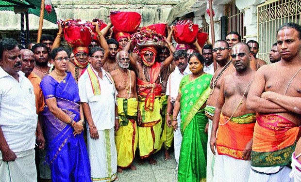 Gaiety and pomp mark Pavitrotsavam in Tirupati
