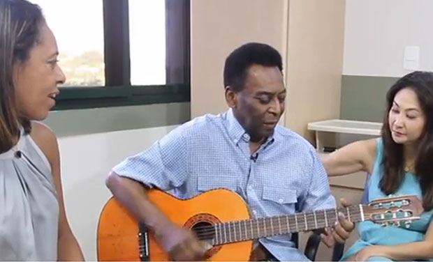 Watch: Pele strums guitar, says ‘thank you fans’ as he recovers from ...