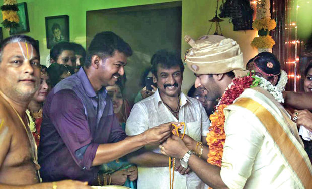 Vijay follows MGR’s act!