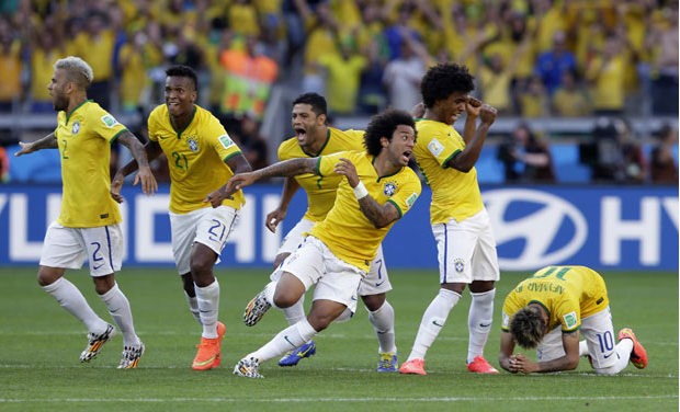 FIFA World Cup 2014: Brazil 'three steps from heaven', says Scolari