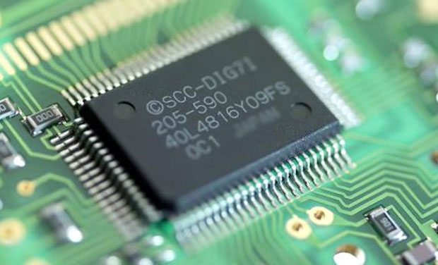 Intel woos Internet heavyweights with flexible server chips