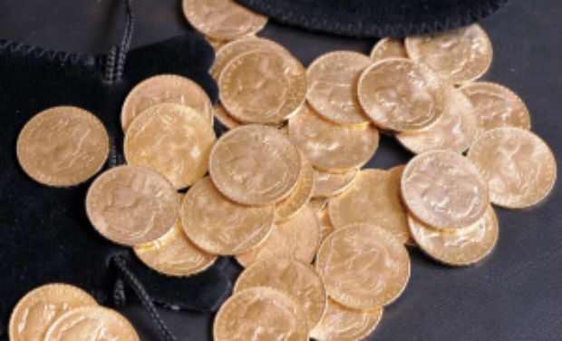 Treasure hunter finds 1 million pound hoard of Anglo Saxon coins