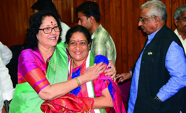 Congress to fight TRS hard