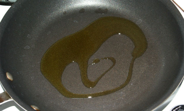 Soybean oil may make you fatter than coconut oil, fructose does