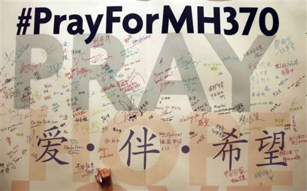 Chinese MH370 relatives protest at Malaysia PM's office