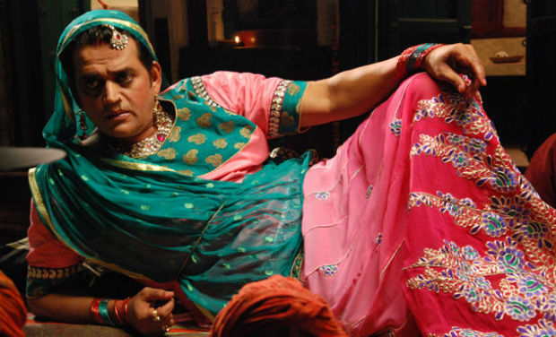 Movie Stills: Sonakshi Sinha and Saif Ali Khan's 'Bullett Raja'