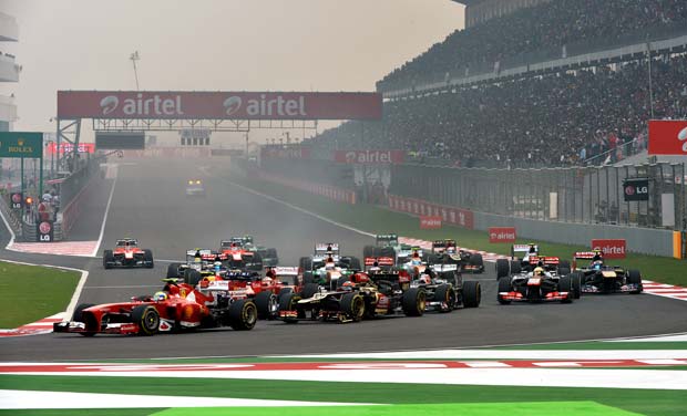 Sebastian Vettel wins Indian Grand Prix for third time in a row