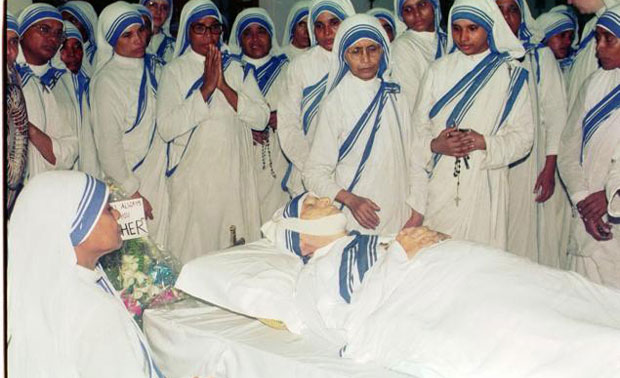 Vatican recognises Mother Teresa miracle, authorises sainthood