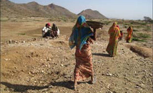 Government determined to 'review' MNREGA