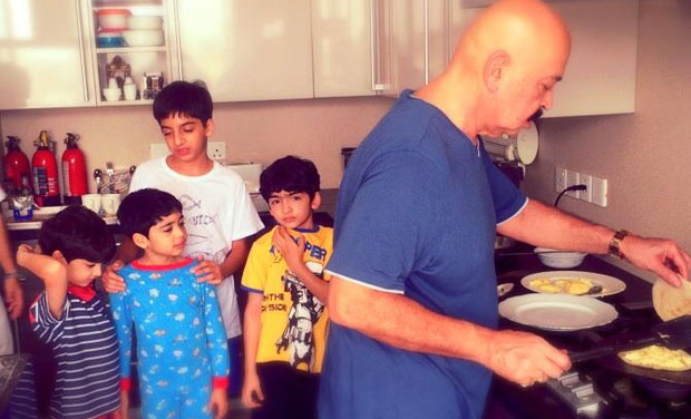 Grandad Rakesh Roshan cooks breakfast for his little champions