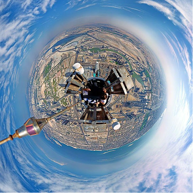 You won't believe the height this photographer went for a perfect selfie