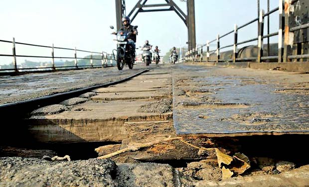 Marathon runners, watch out your track