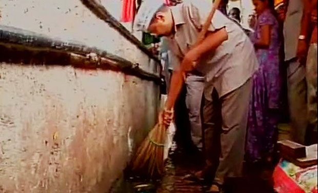 Modi's Swachh Bharat Mission: A step towards clean India