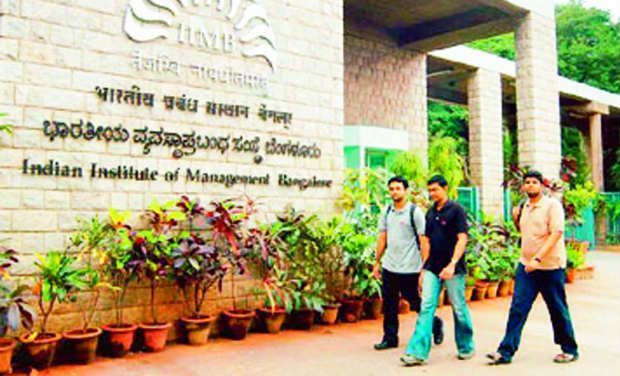 Now, IIMs to award degrees