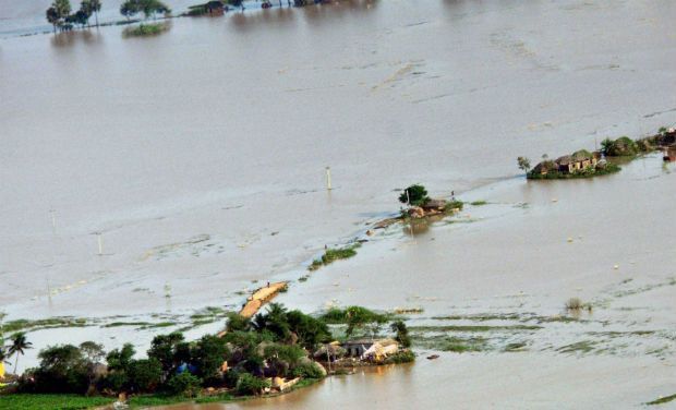 Bihar fears flood after Nepal landslide, Centre raises alarm