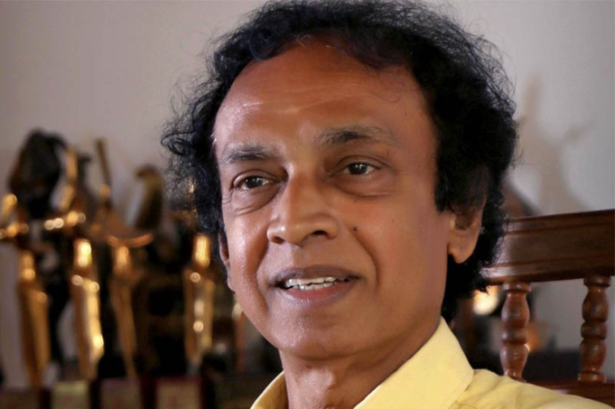 සුමින්ද සිරිසේන දිවි රඟමඩලට සමුදෙයි - Sannasa - සන්නස | ශ්‍රී ලාංකීය නව මාධ්‍යකරනයේ පෙරගමන්කරු