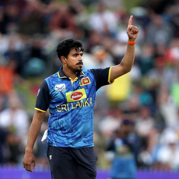 එක්දින පන්දු යවන්නන් අතර පෙරමුණ මහීෂ්ට - Sannasa - සන්නස | ශ්‍රී ලාංකීය ...