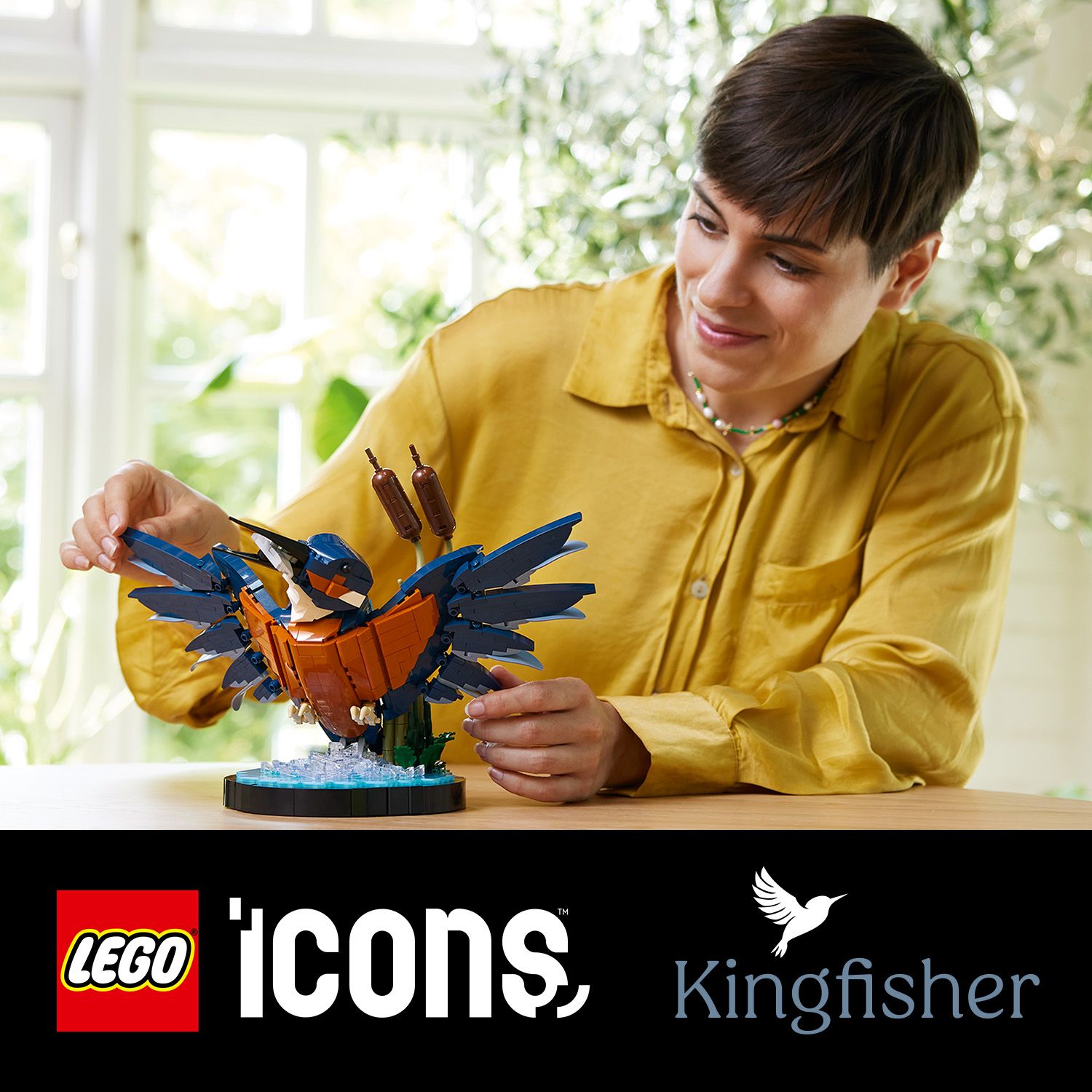 LEGO 10331 Icons Kingfisher Bird Building Set