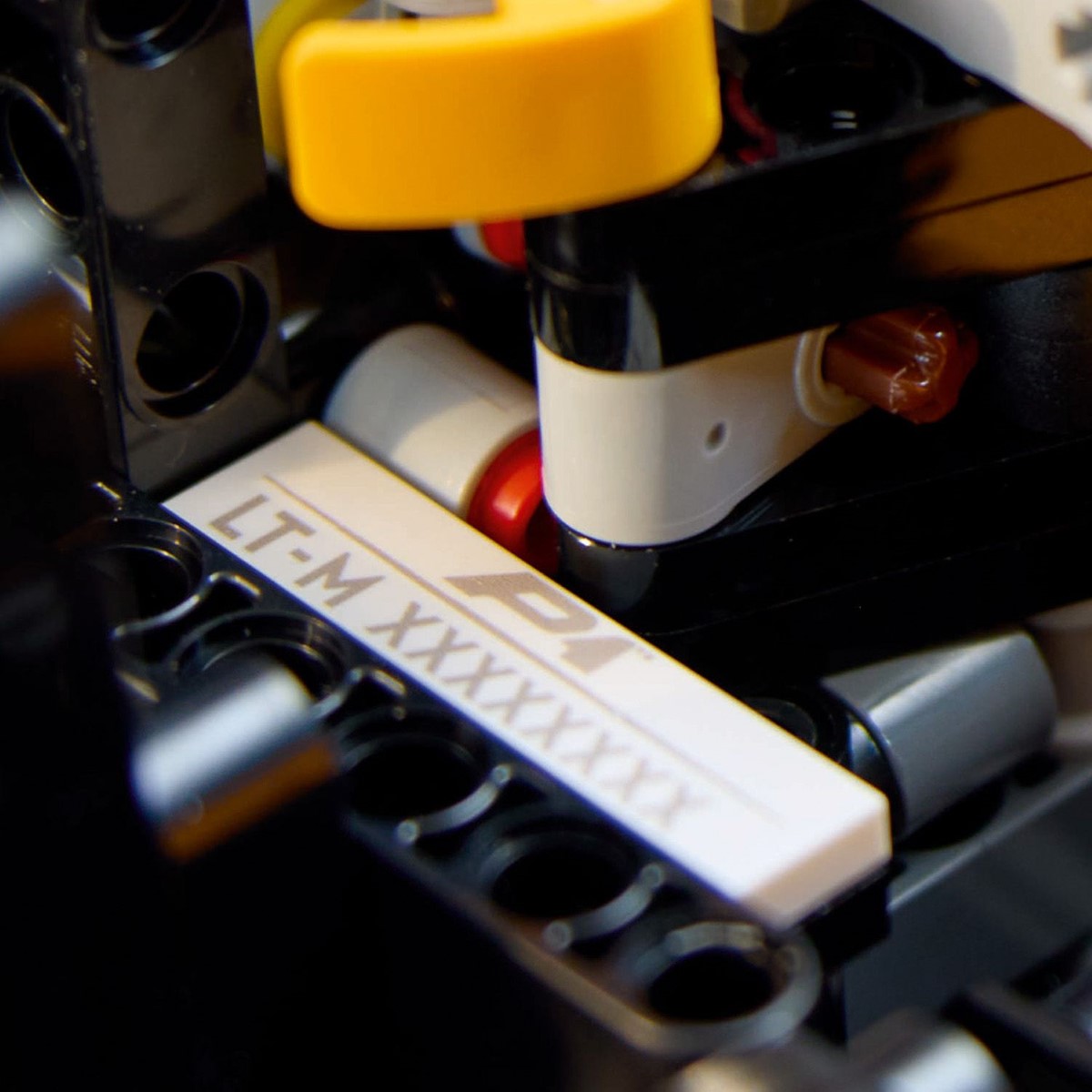 LEGO 42172 Technic McLaren P1 Building Set