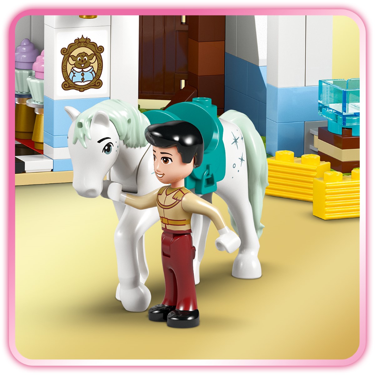 LEGO 43275 Disney Cinderella's Castle & Horse Carriage Building Toy Set ...