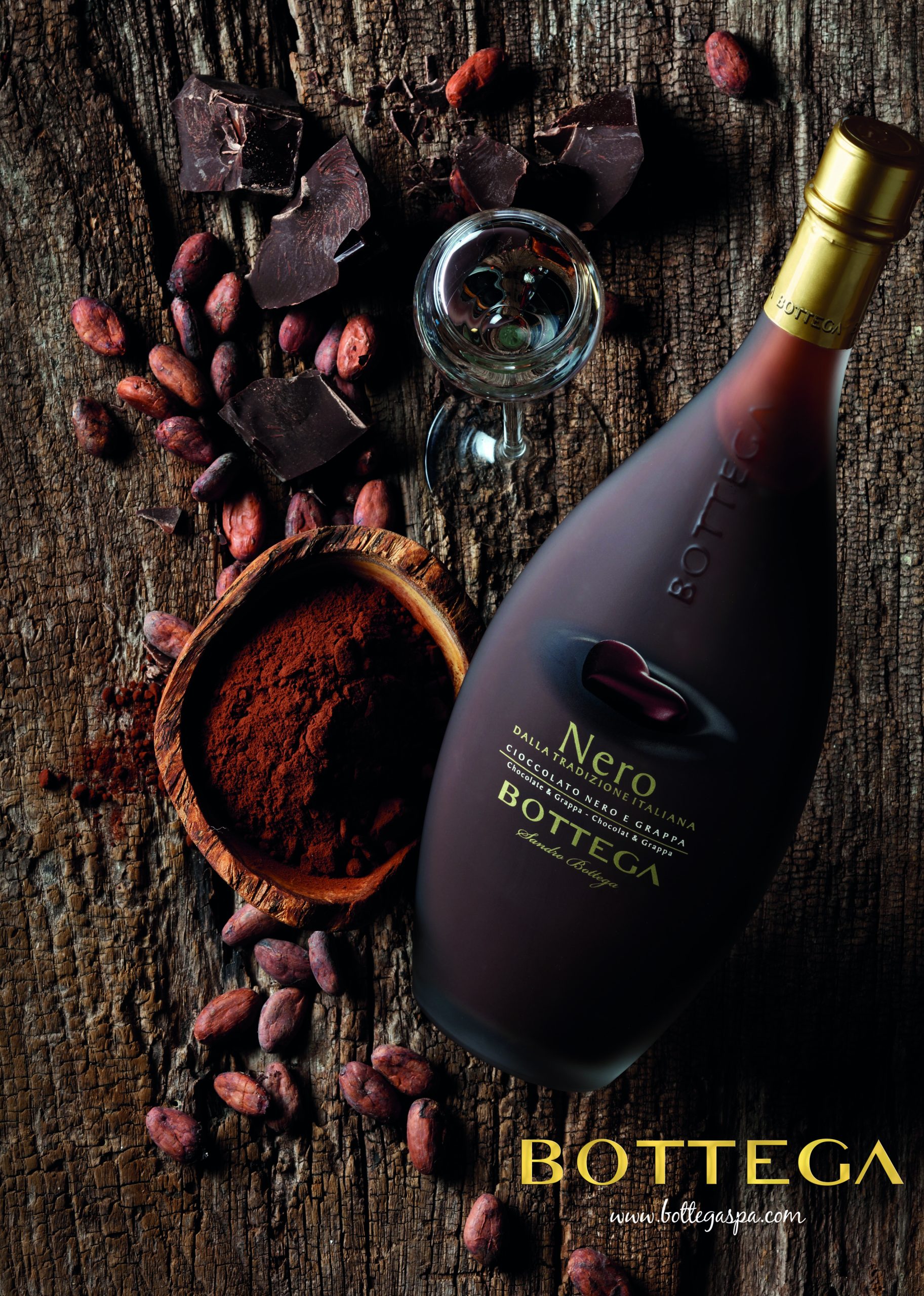 Bottega Nero Chocolate Liqueur ABV 15% 500ml — The Liquor Shop Singapore