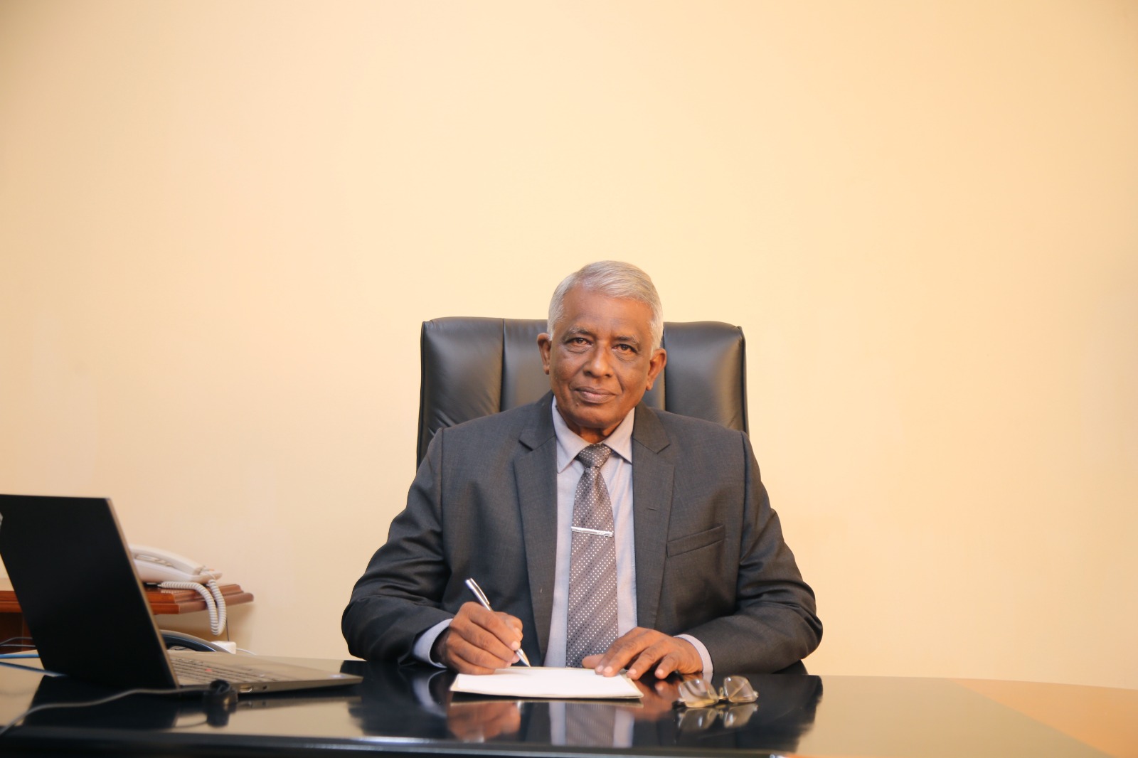 The new chairman of HDFC Bank assumes duties - HDFC