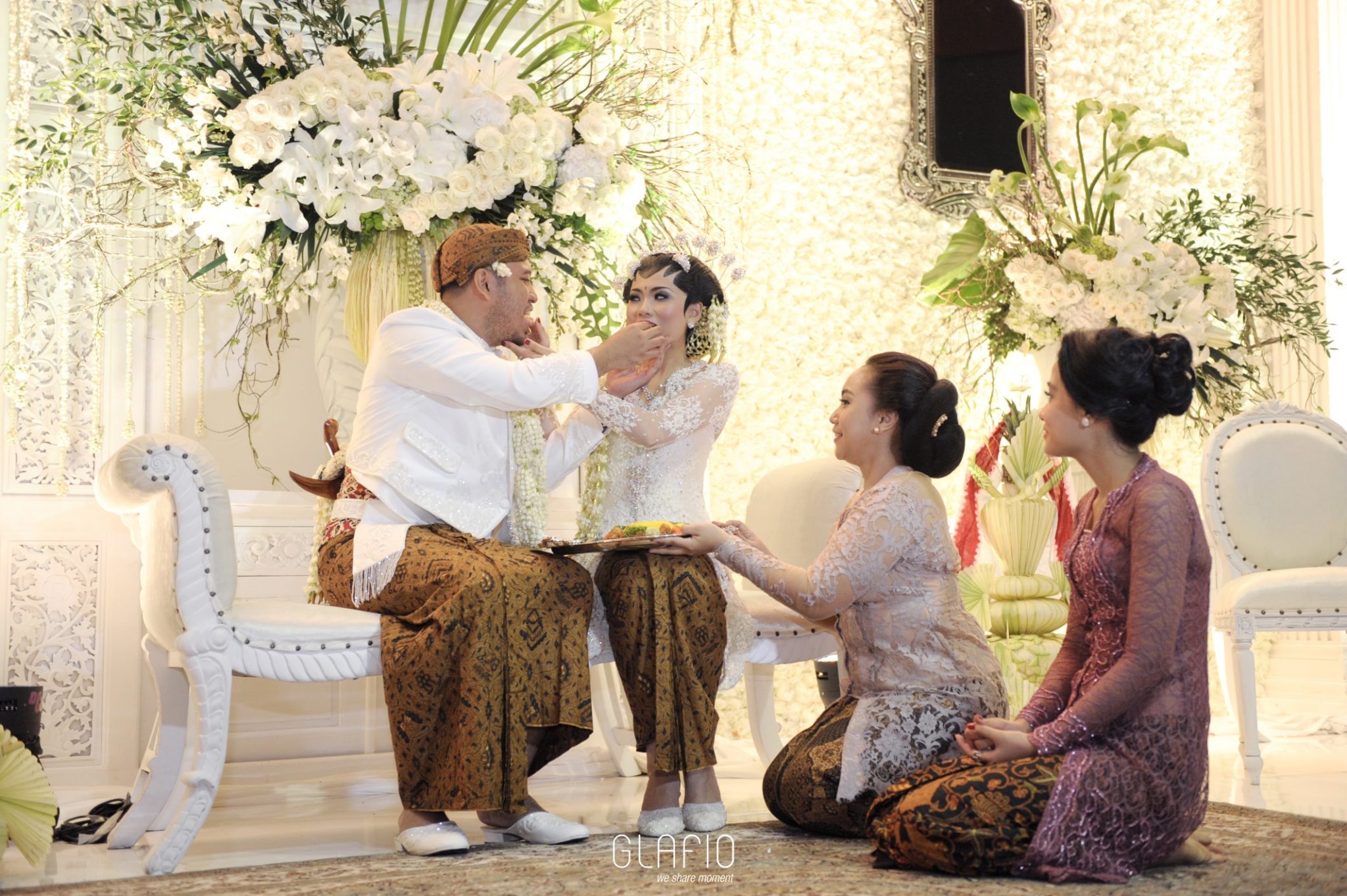 Traditional Javanese Wedding at Bidakara Hotel | The Wedding | The ...
