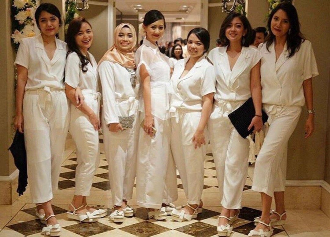 Inspirasi Seragam Bridesmaids | Bridesmaids, How To | The Bride Dept