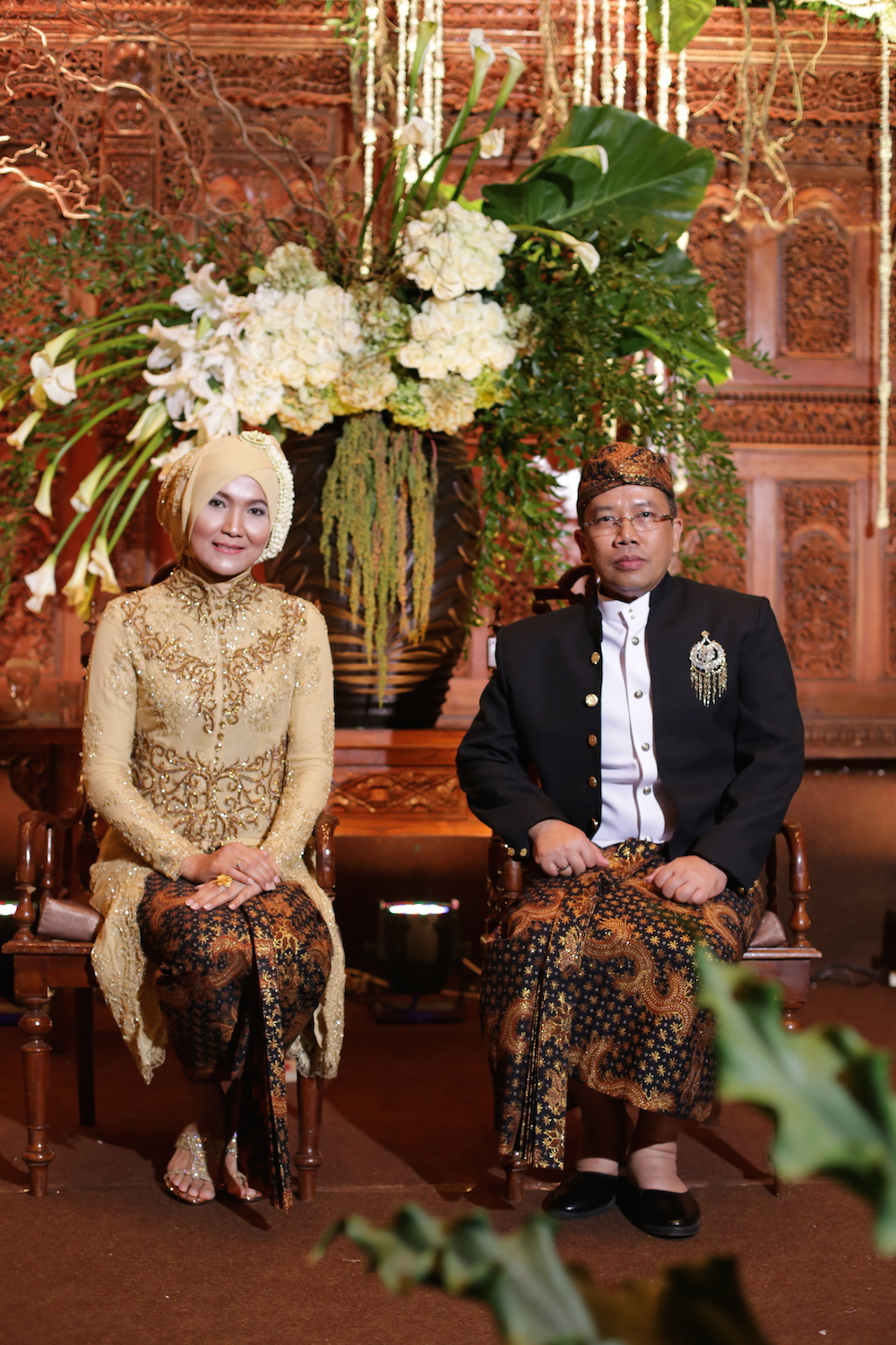 Mystical Javanese Themed Wedding At Sampoerna Strategic Square | The ...