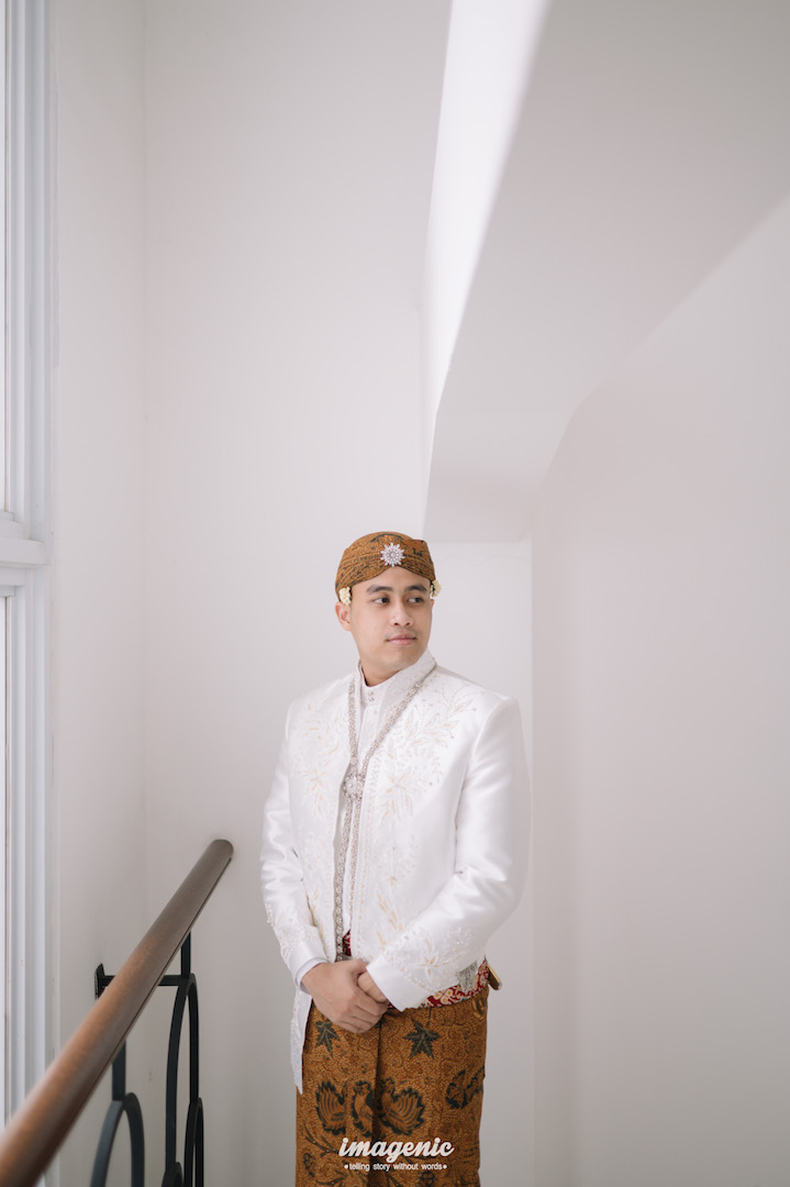 Perpaduan Tema Tradisional & Modern pada Pernikahan Hanifah dan Bagus ...