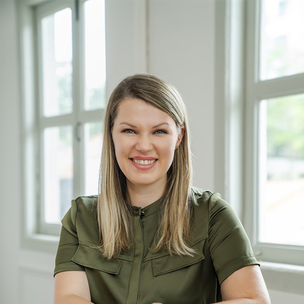 Navigating the Digital World with Confidence and Clarity - Singapore ...