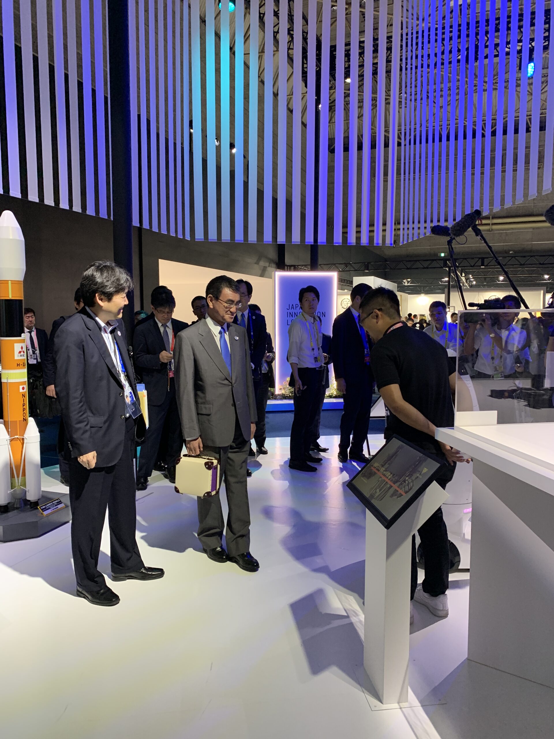 - Group of Nations // G7 & G20