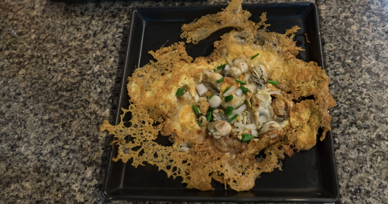 25600611-Red-00748-Cover – Foodnote.guide