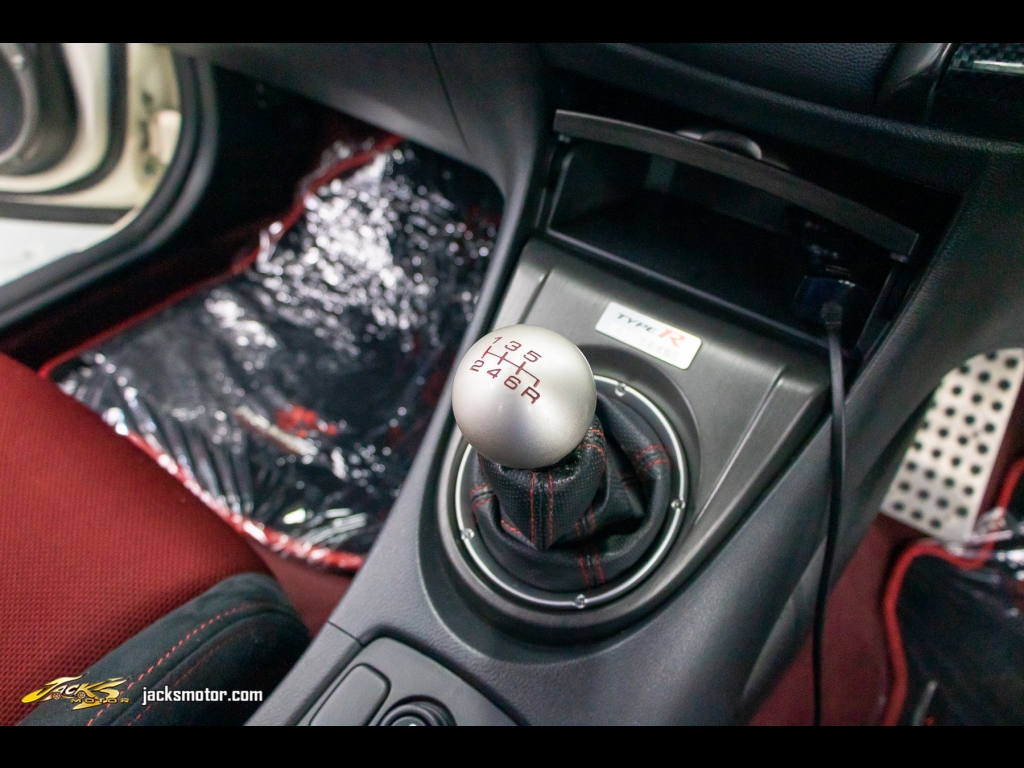 積時汽車(香港)有限公司