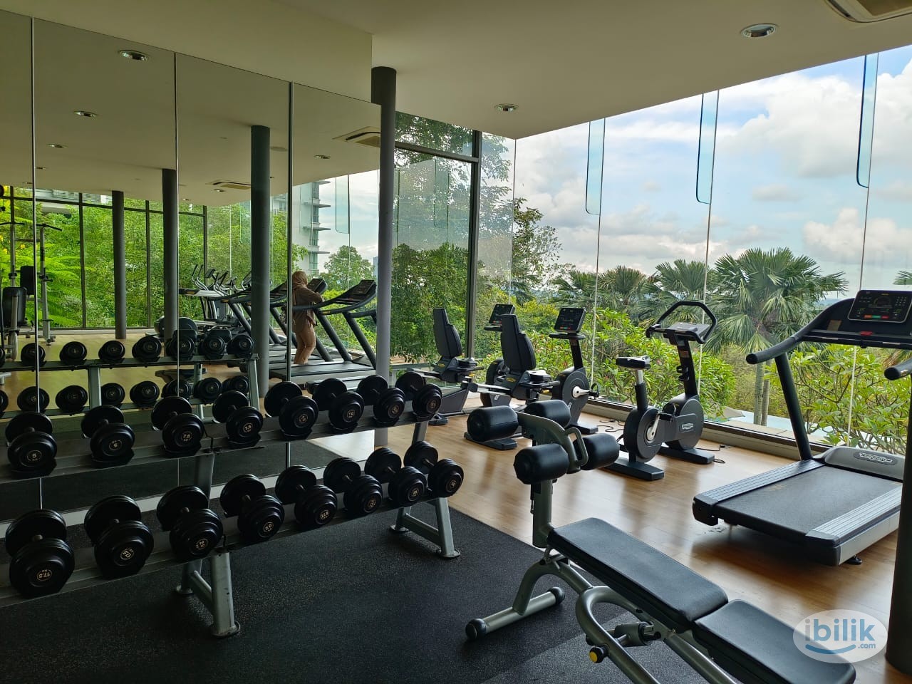 Nice Swimming Pool, Room Rental at Iskandar Residences, Medini - Room ...