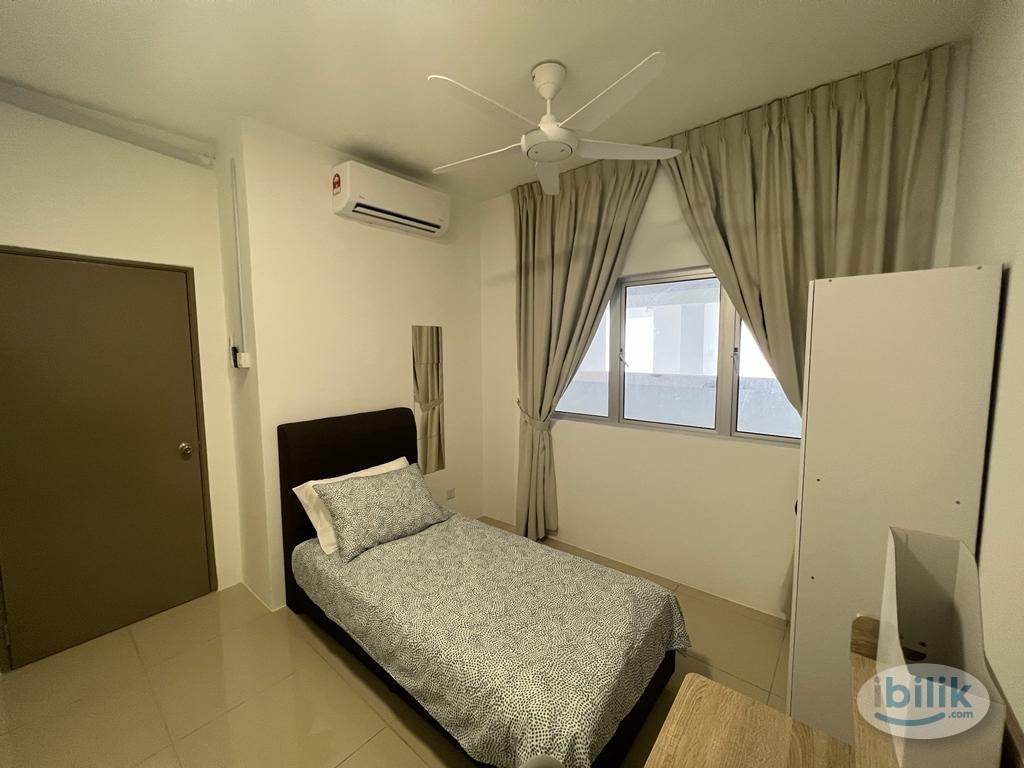 Female Medium Room Utilities Included @ Platinum Splendor Residensi ...