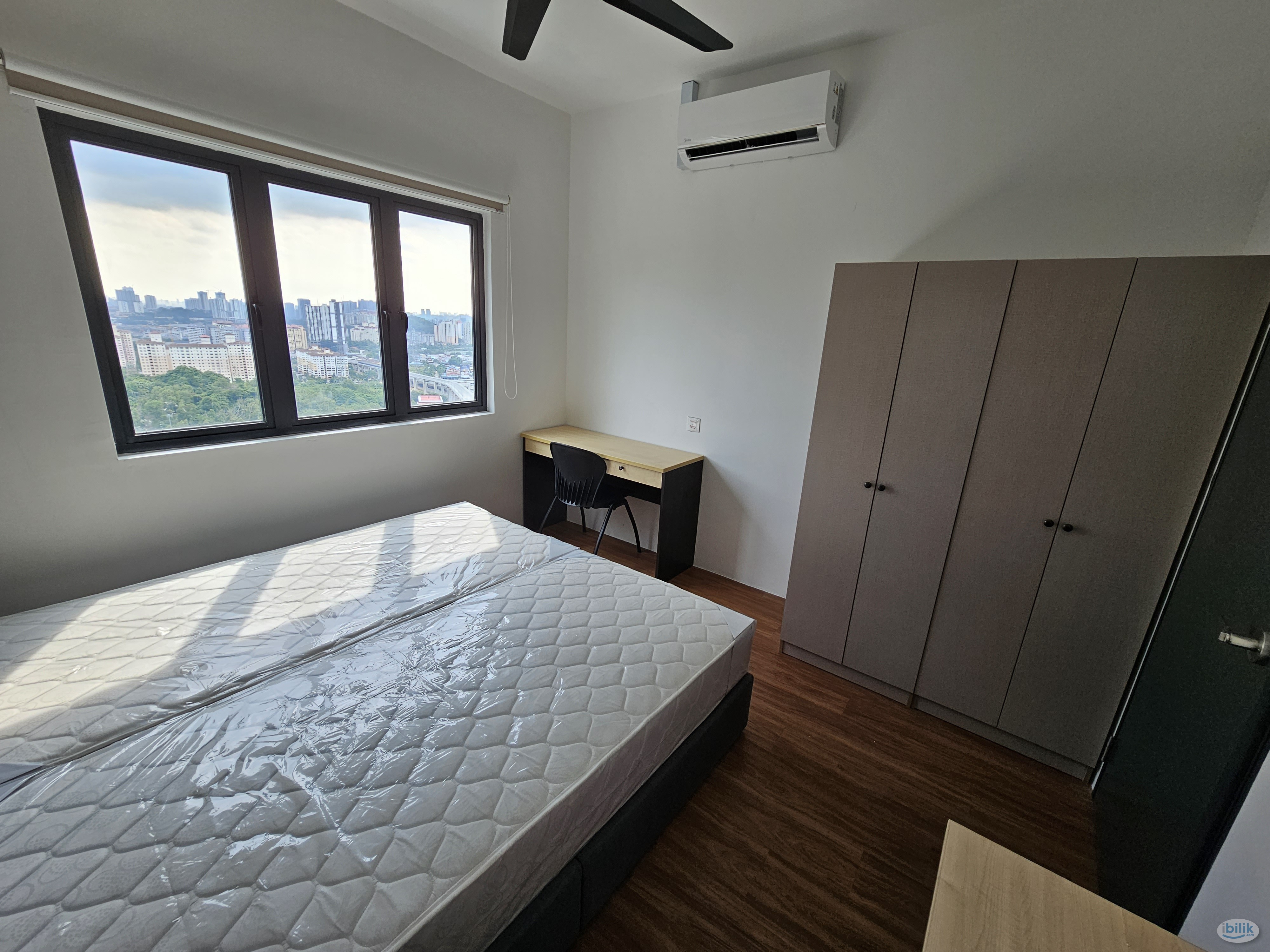 Master Room at UCSI Residence 2, Cheras - Room For Rent in